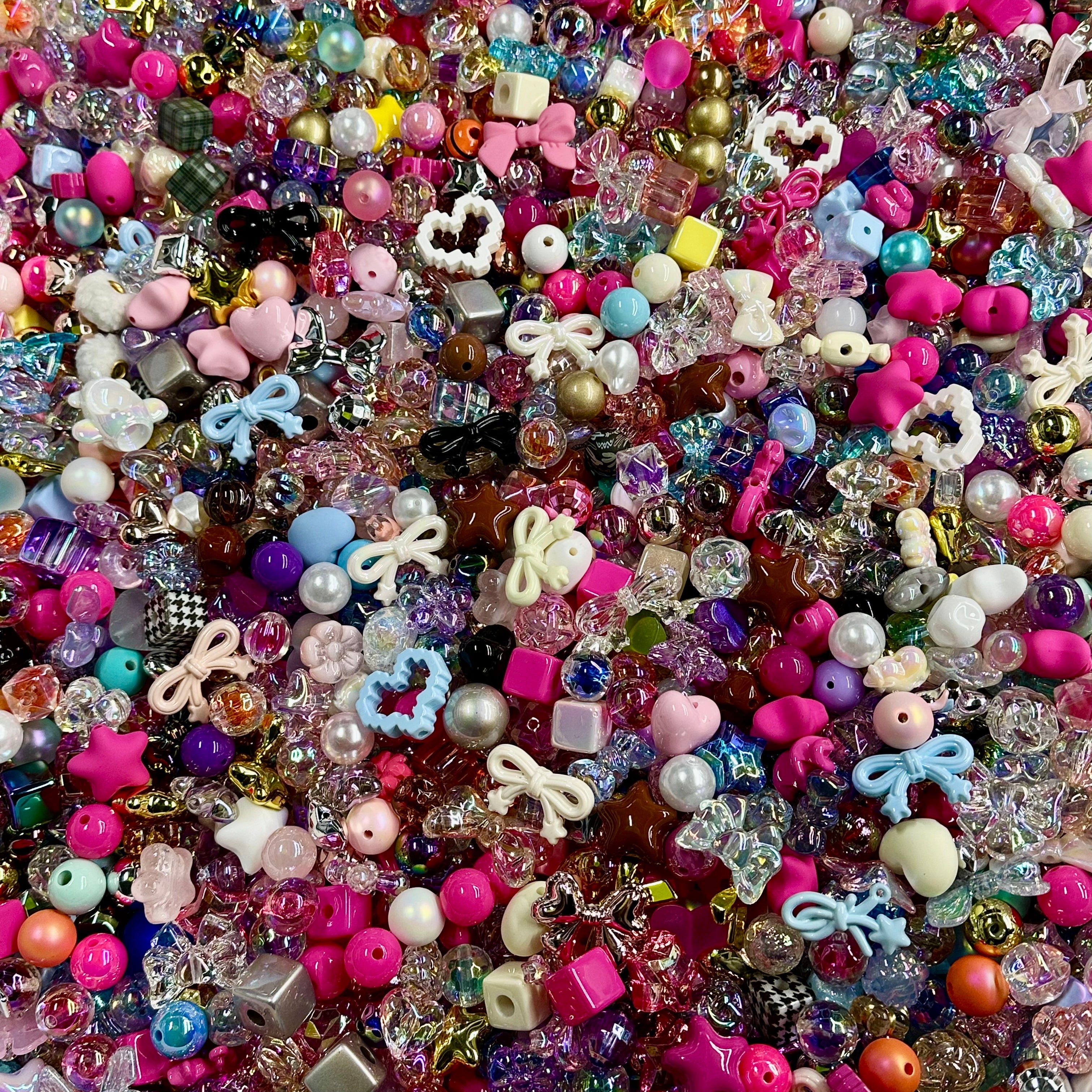 Beads(All beads, tools, and gifts are included.)